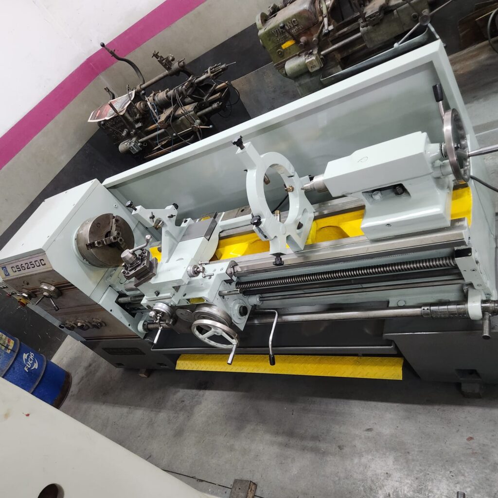 TORNO PARALELO BAOJI CS6250C 500X1500MM 105MM HUSILLO
