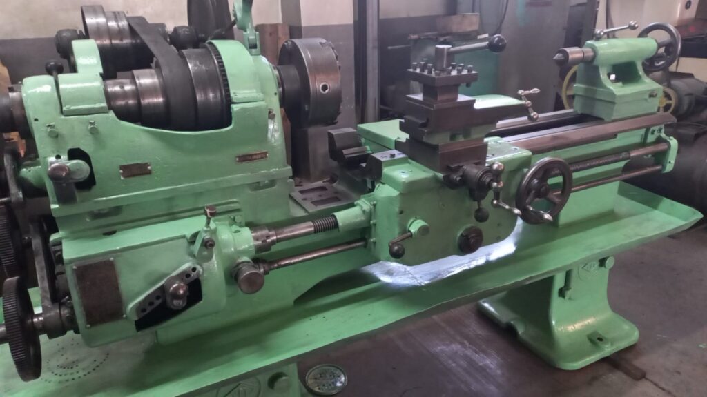 Torno paralelo conop. 460x1000mm